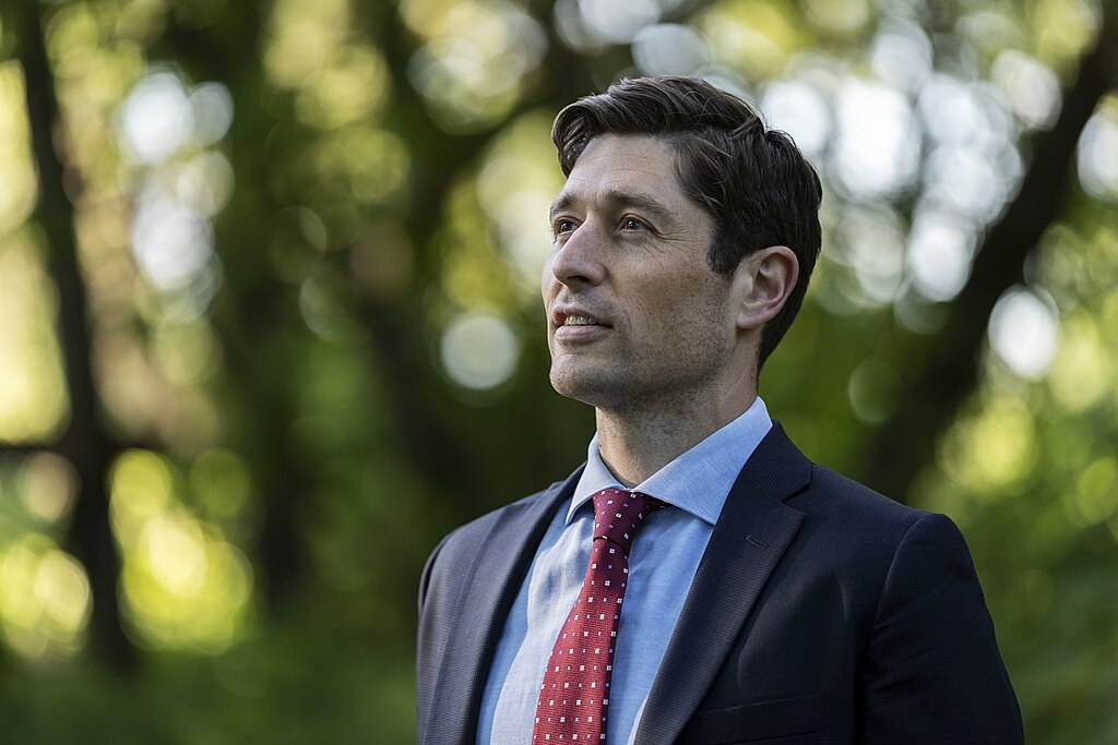 Minneapolis Mayor Tells ICE to ‘Get the **** Out of Minneapolis ...