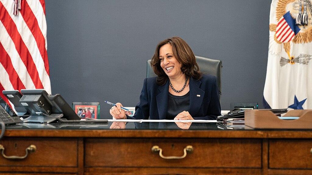 Pennsylvania Governor Josh Shapiro Fires Back After Kamala Harris ...